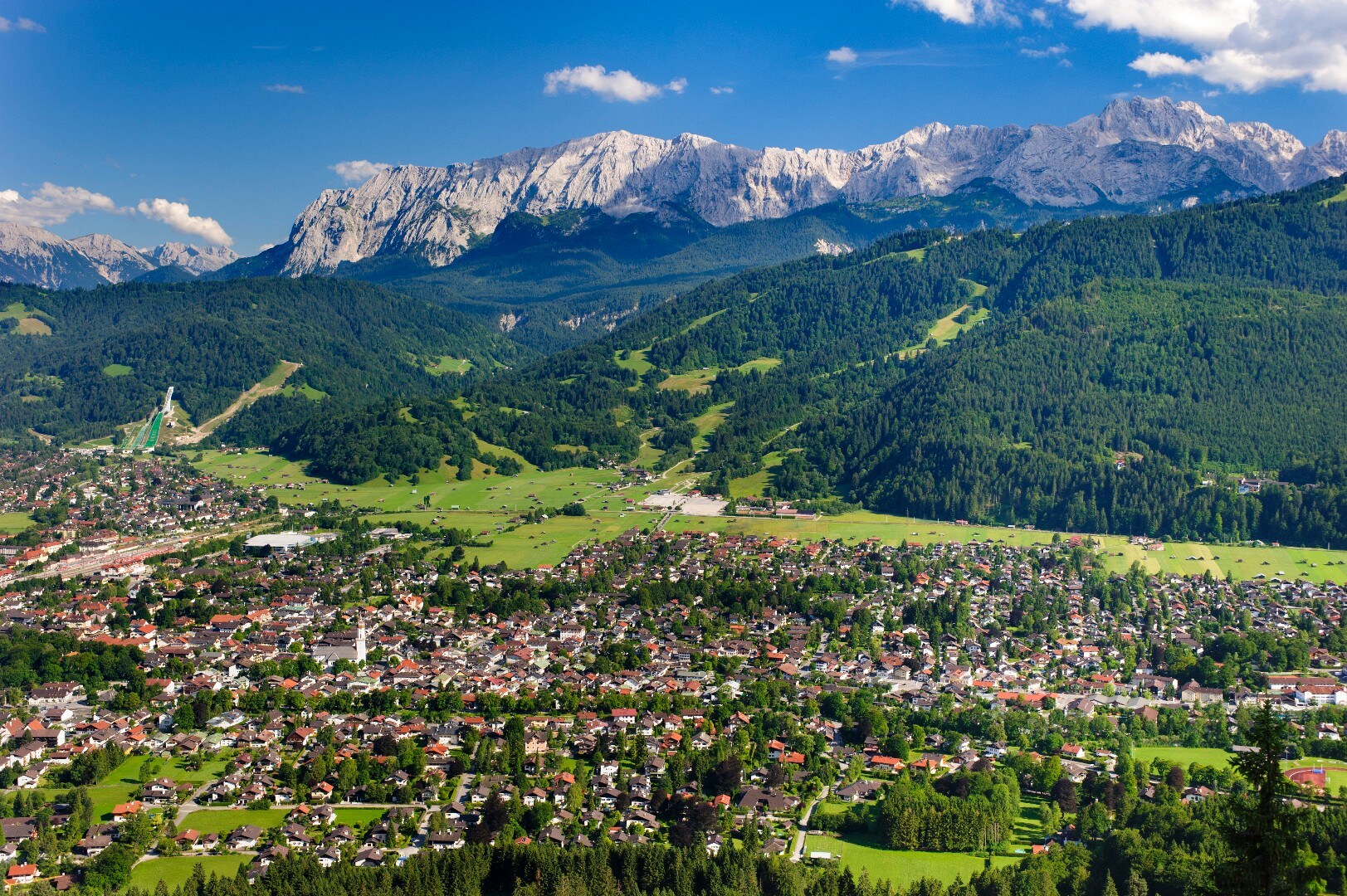 Rent Holiday Houses And Holiday Apartments In Garmisch Partenkirchen Rent Holiday Houses And Holiday Apartments In Garmisch Partenkirchen